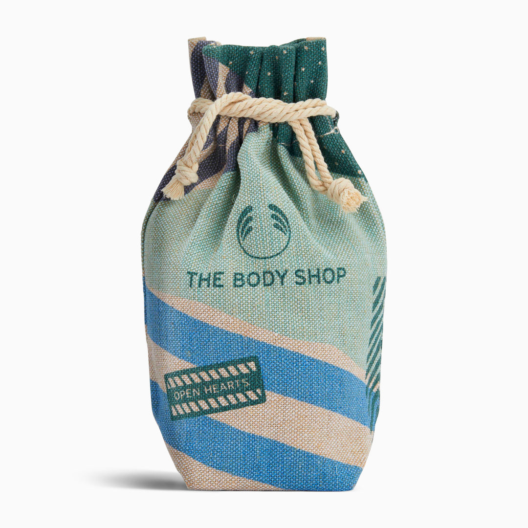 Create Your Own Christmas Gift Pouch | The Body Shop